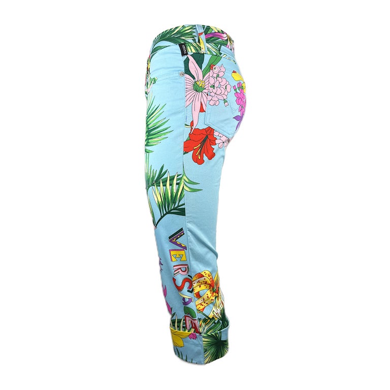 VERSACE JEANS COUTURE – Capri Pants with Tropical Floral Print Size 6US ...