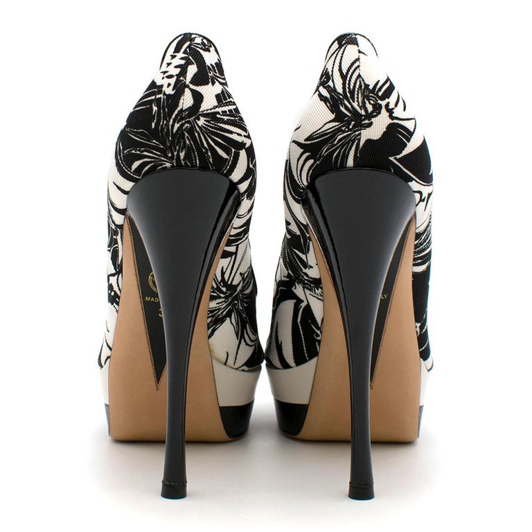Versace Printed Platform Peep-Toe Pumps 38 at 1stDibs