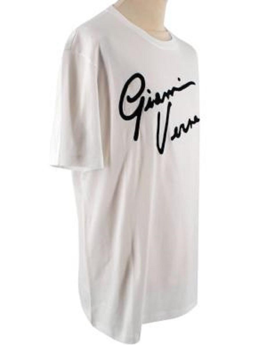 Versace White and Black Script Logo T-shirt For Sale at 1stDibs
