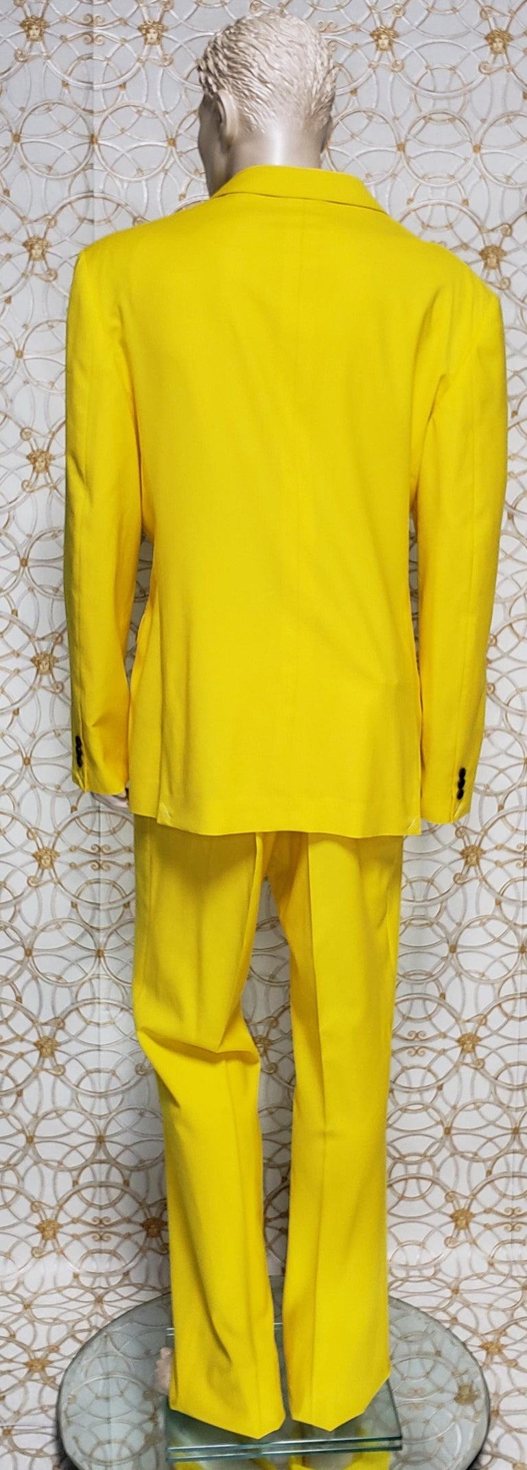 VERSACE YELLOW TAILOR MADE 2pc SUIT 58 - 48 (4XL) For Sale at 1stDibs ...