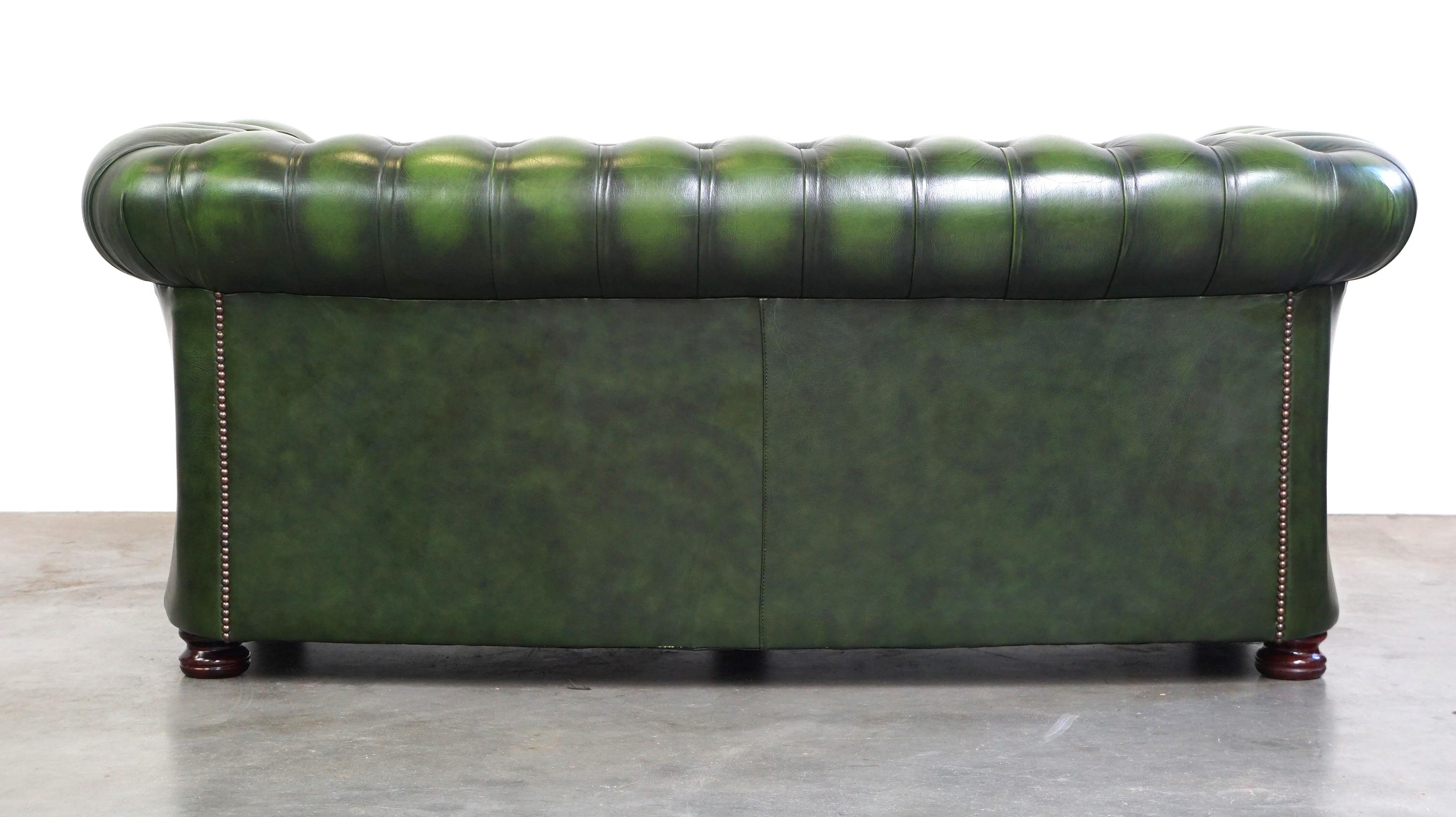 Very beautiful green leather English Springvale Chesterfield sofa, 2 ...