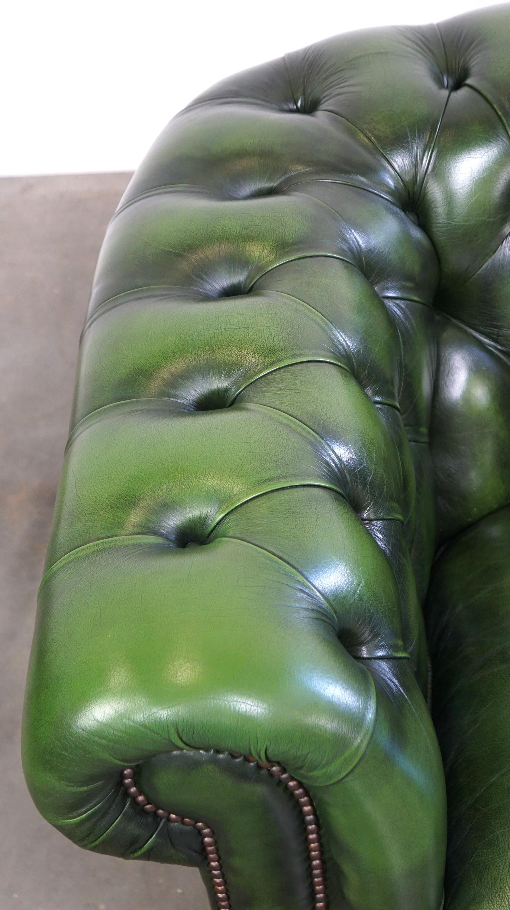 Very beautiful green leather English Springvale Chesterfield sofa, 2 ...