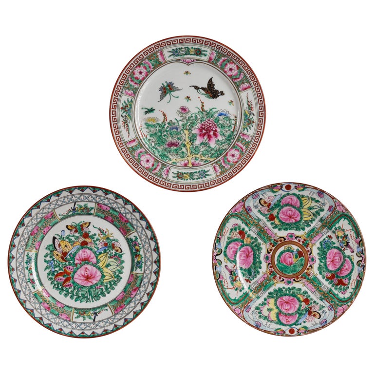Very Colourful Set of Asian Porcelain Hand Painted Plates with ...