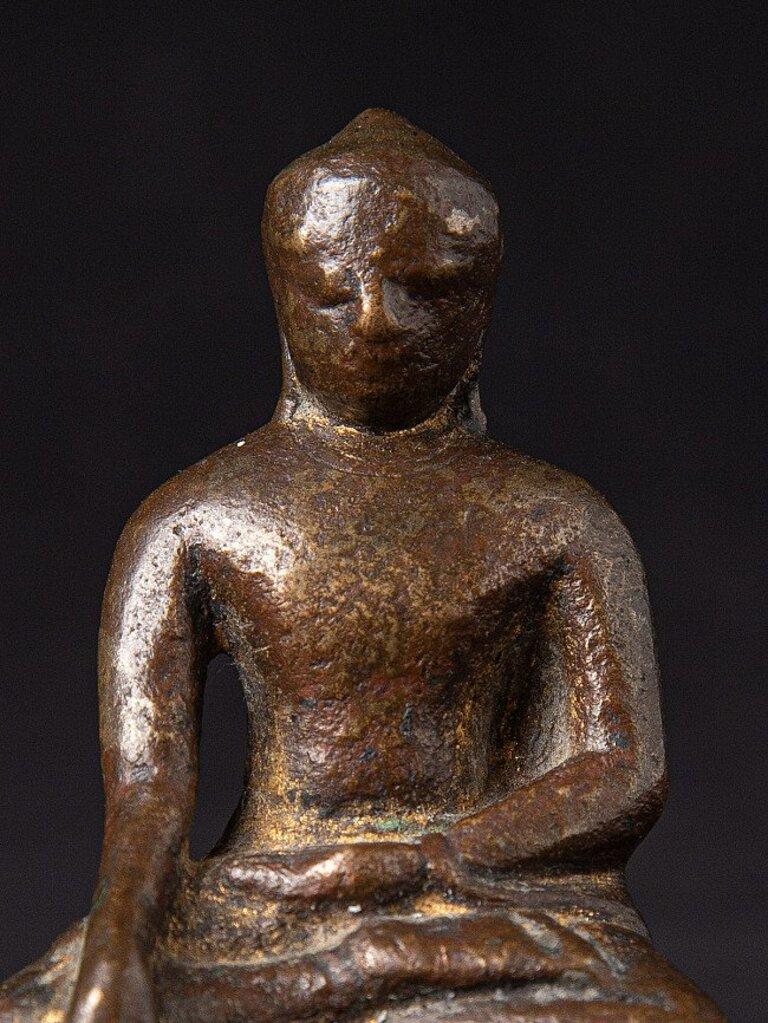 Very Early Bronze Arakan Buddha Statue from Burma For Sale at 1stDibs