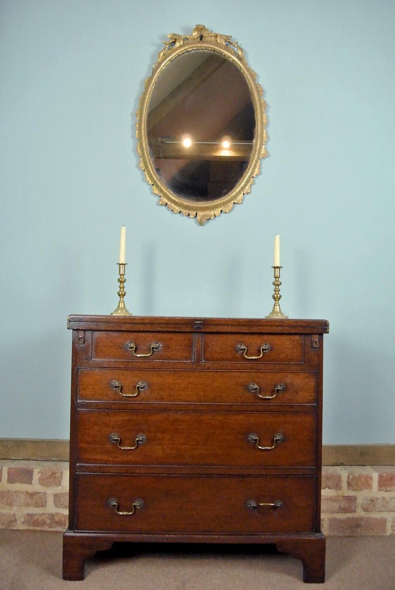 Very Fine Georgian Giltwood Oval Mirror c. 1760 For Sale at 1stDibs