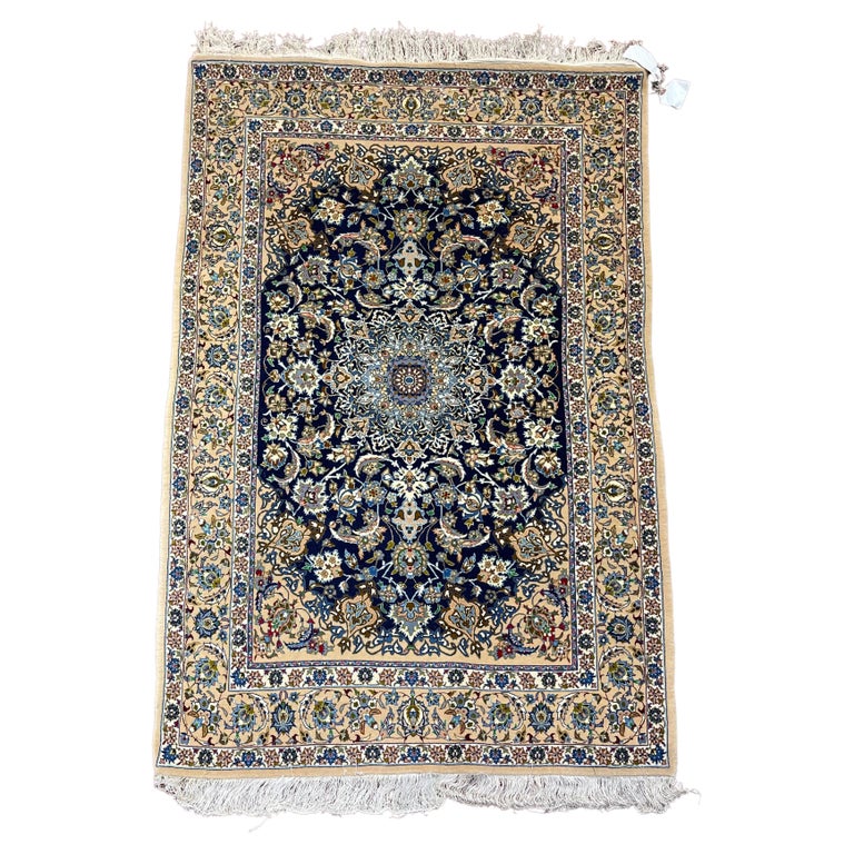 Very Fine Persian Isfahan Rug/Carpet For Sale at 1stDibs