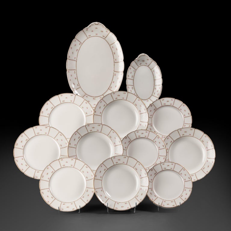 Limoges 34 Pieces Tableware in Very Fine Porcelain by GOA For Sale at ...