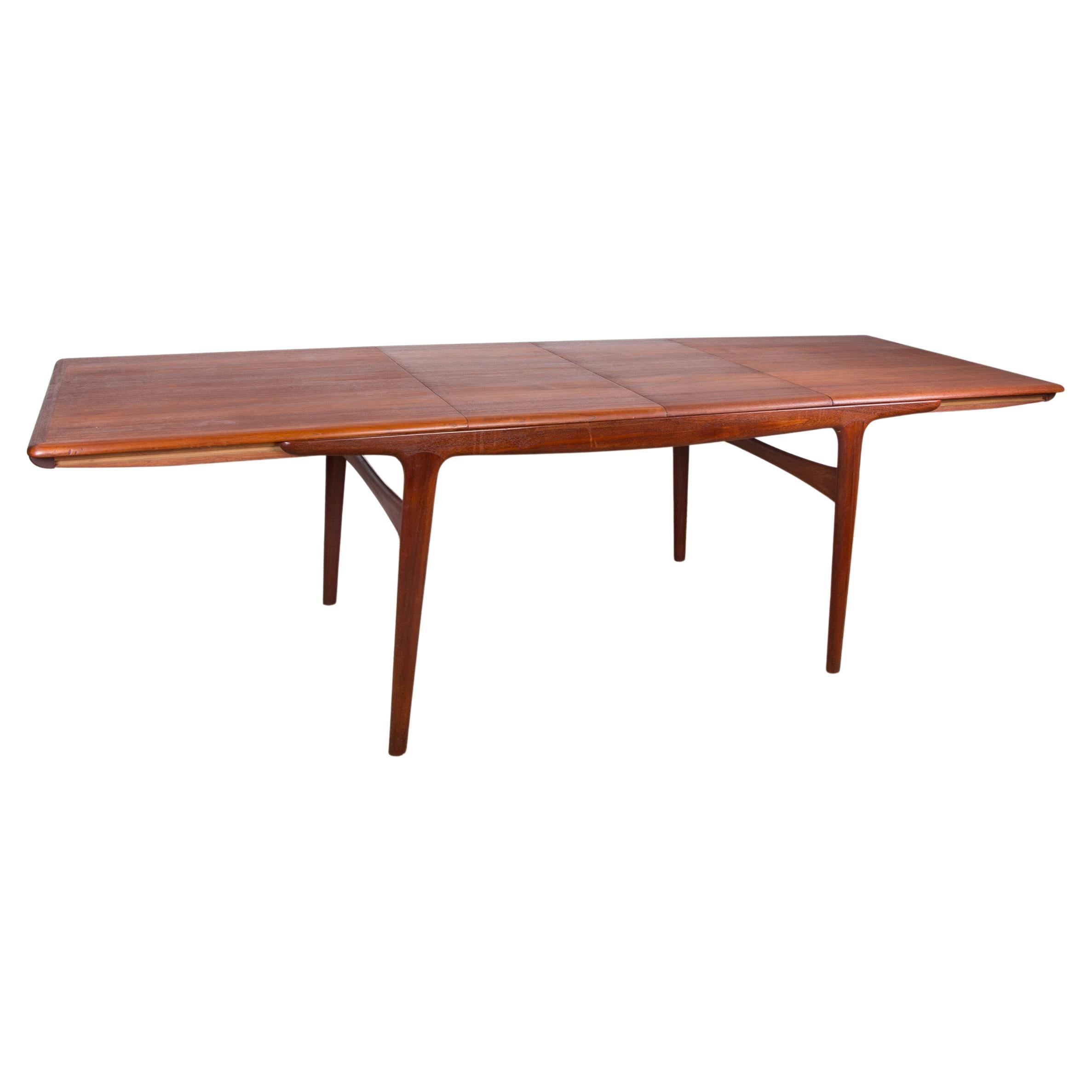 Very Large Extendable Danish Teak Table Model 207 by Arne Hovmand-Olsen ...