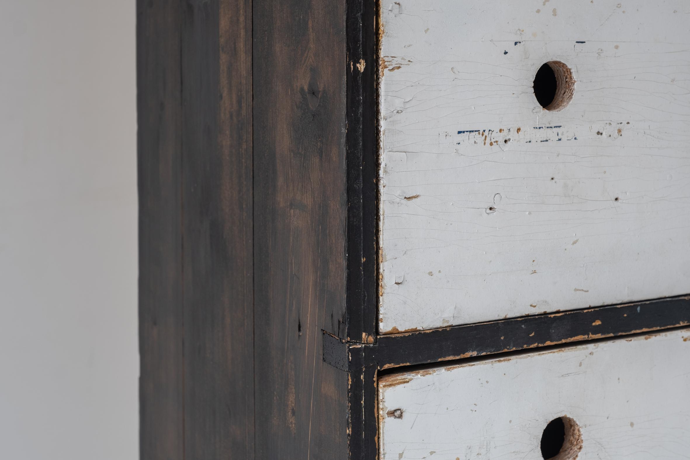 Very large Modernist chest of drawers from the 1930s. For Sale at 1stDibs