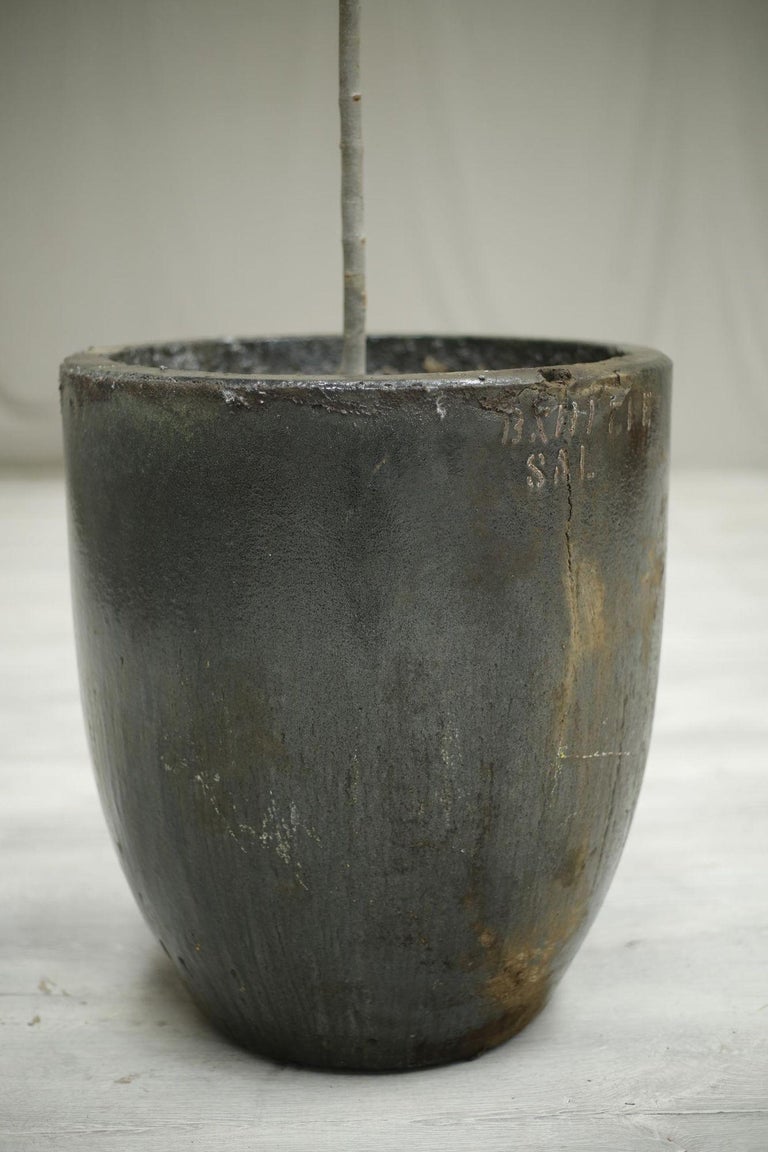 Very Large Smelting Pot- No5 For Sale at 1stDibs