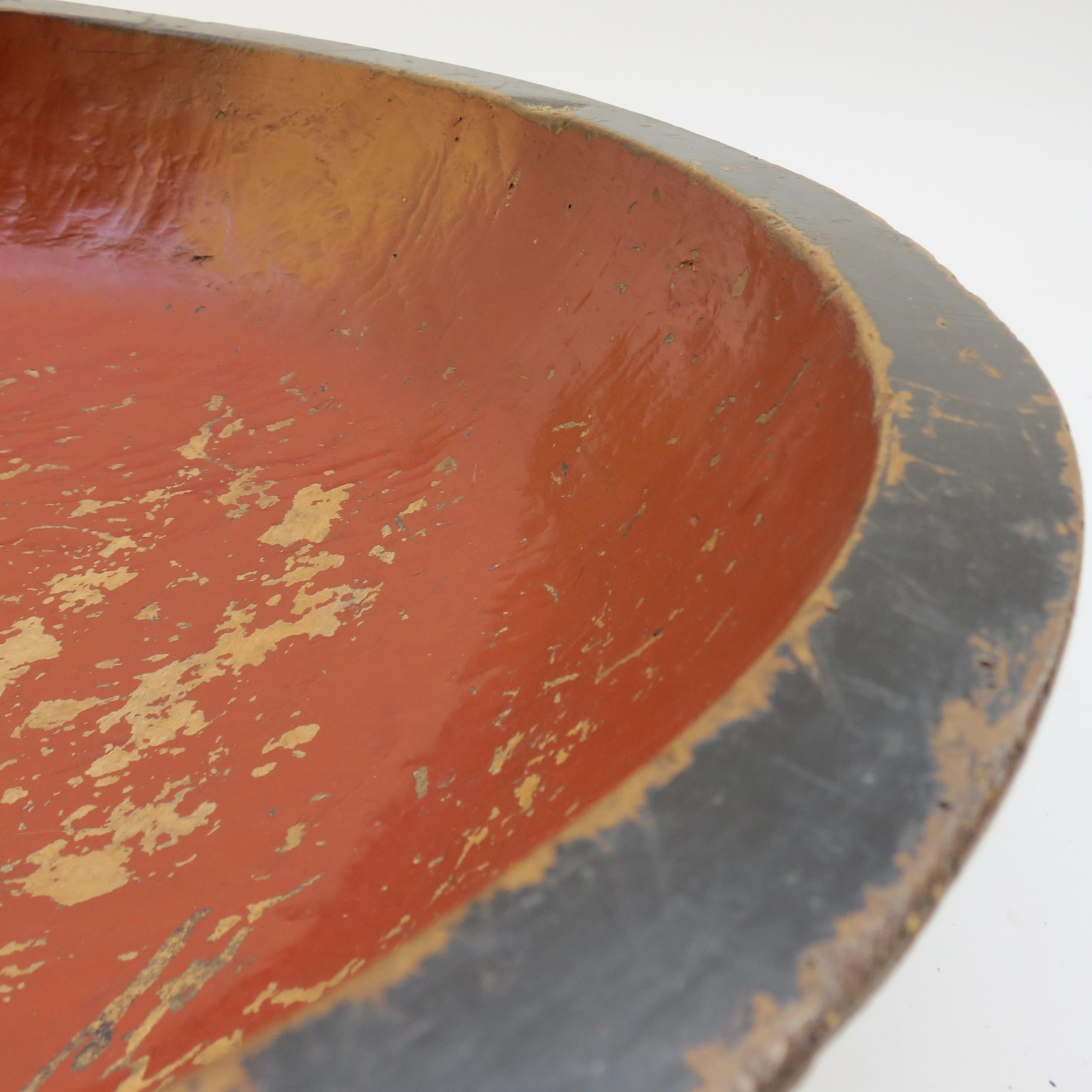 Very Large Vintage Hand Produced Red and Black Lacquered Japanese Bowl ...