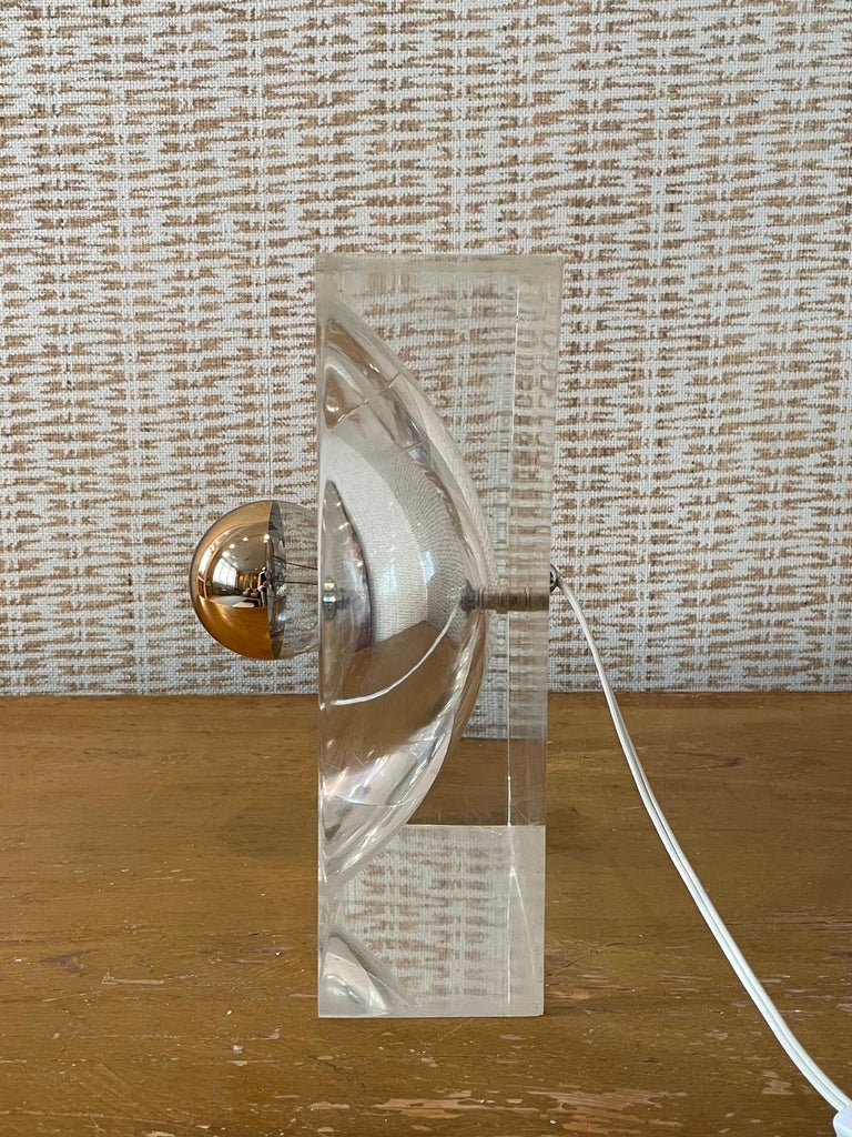 Very Rare Italian Square Lucite Table Lamp For Sale at 1stDibs