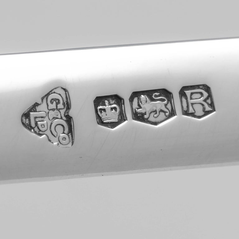 Very Rare Pair of English Sterling Silver Cake Stands, Garrard 1954 and 1959 For Sale at 1stDibs