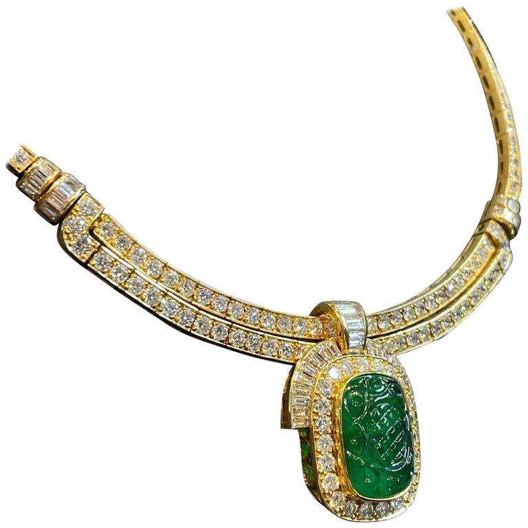 Van Cleef and Arpels Carved Emerald and Diamond Necklace For Sale at ...