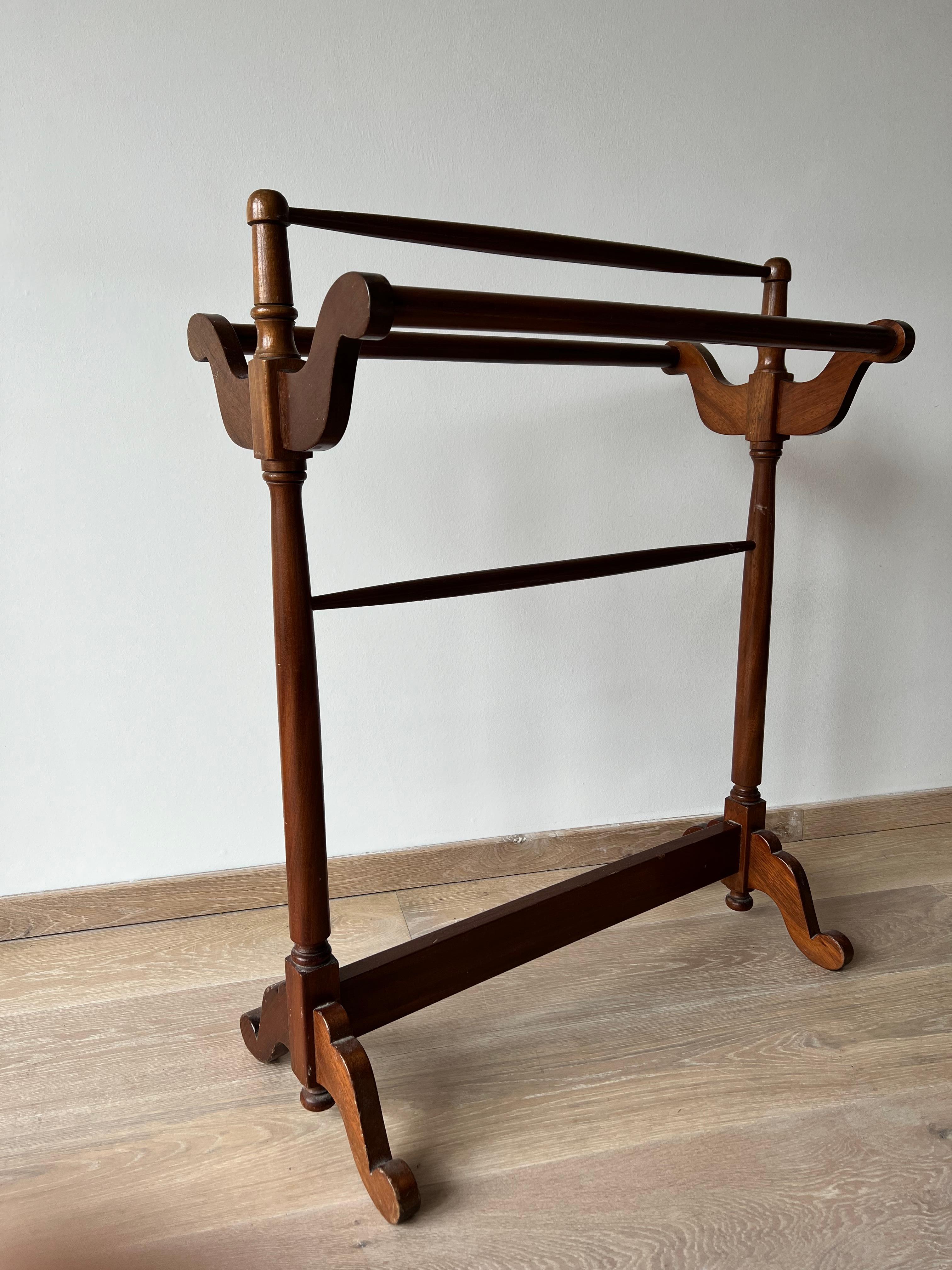 Very Simple Mahogany Quilt Rack For Sale at 1stDibs