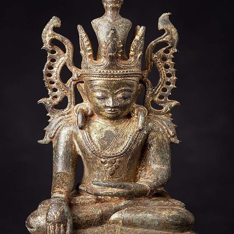 Very Special Bronze Burmese Buddha Statue from Burma For Sale at 1stDibs