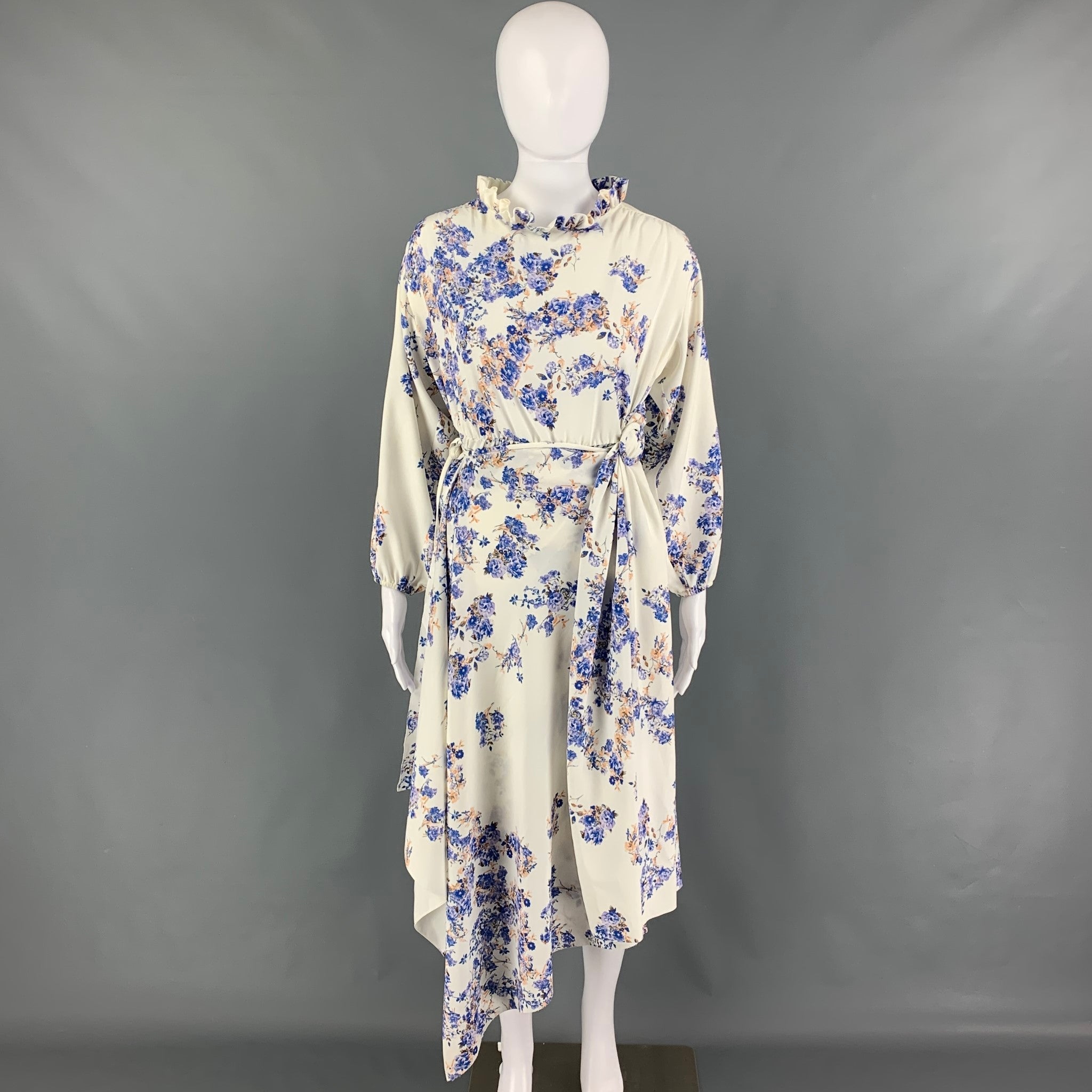 VETEMENTS by Demna Gvasalia Size S White Blue Floral Polyester Wrap ...