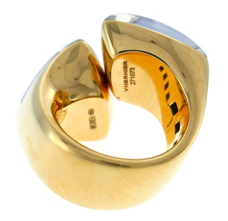 Vhernier Freccia Yellow Gold Ring with Mother of Pearl and Quartz at 1stDibs