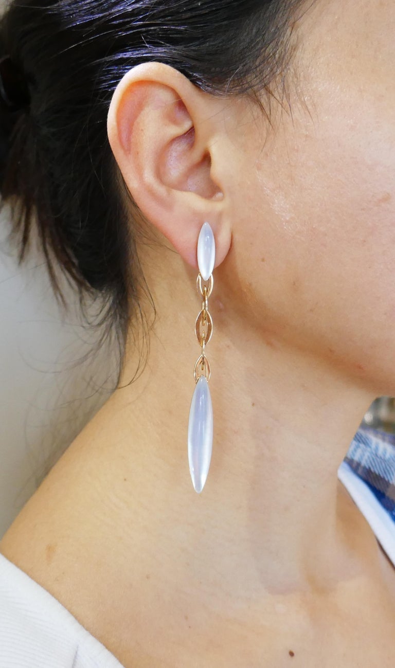 Vhernier Fuseau Yellow Gold Earrings with Mother of Pearl and Rock ...