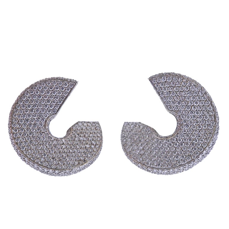 Vhernier Verso Diamond Gold Earrings For Sale at 1stDibs