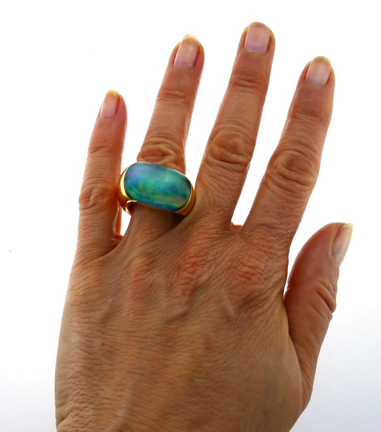 Vhernier Bisquit Yellow Gold Ring with Mother of Pearl and Rock Crystal ...