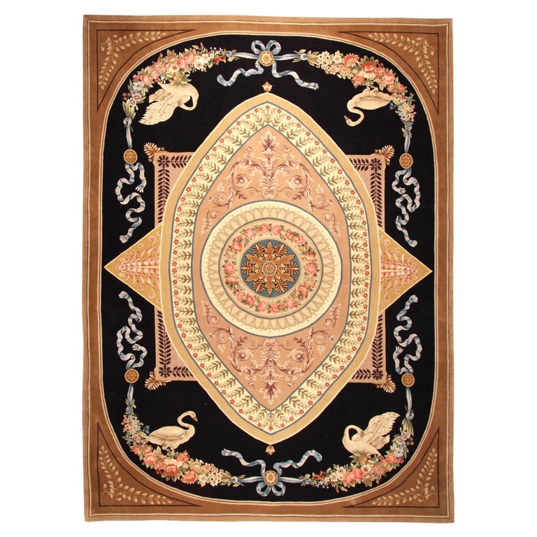 Via Como, 'La Mansion' Rug For Sale at 1stDibs