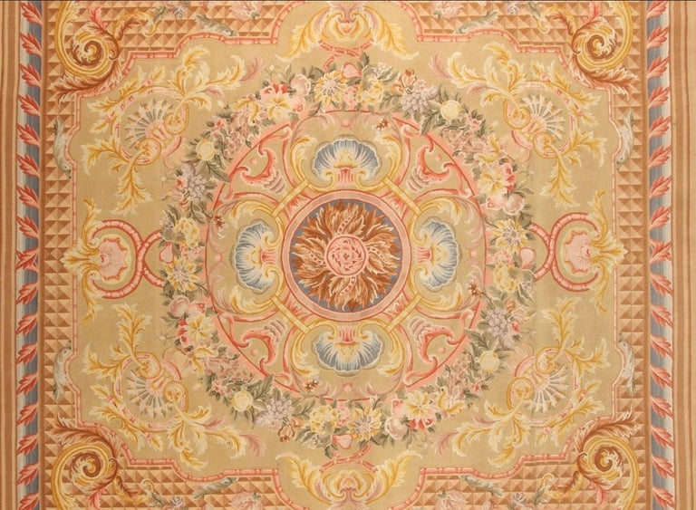 Via Como, 'Royal Palace Soft' Rug For Sale at 1stDibs