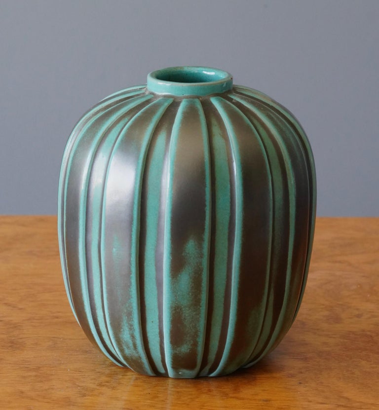 Vicke Lindstrand, Fluted Vase, Glazed Stoneware, Upsala-Ekeby, Sweden ...