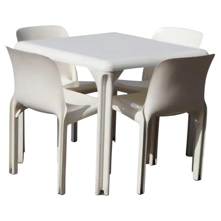 Vico Magistretti for Artemide Selene Dining Table For Sale at 1stDibs