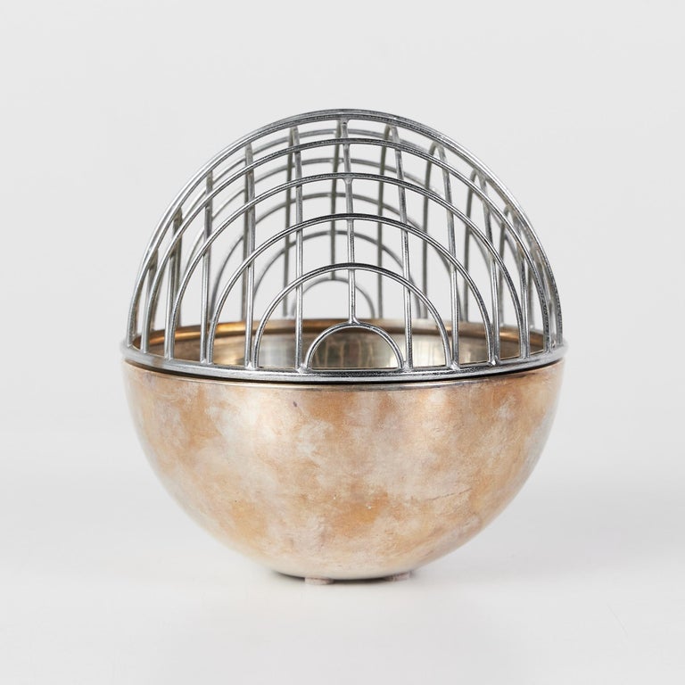 Vico Magistretti Petite Magellano Orb Vase for Bacci For Sale at 1stDibs