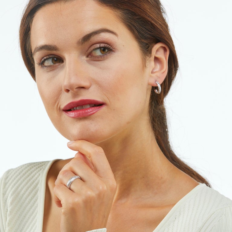 Victor Mayer Calima Ring in 18k White Gold with Diamonds For Sale at 1stDibs