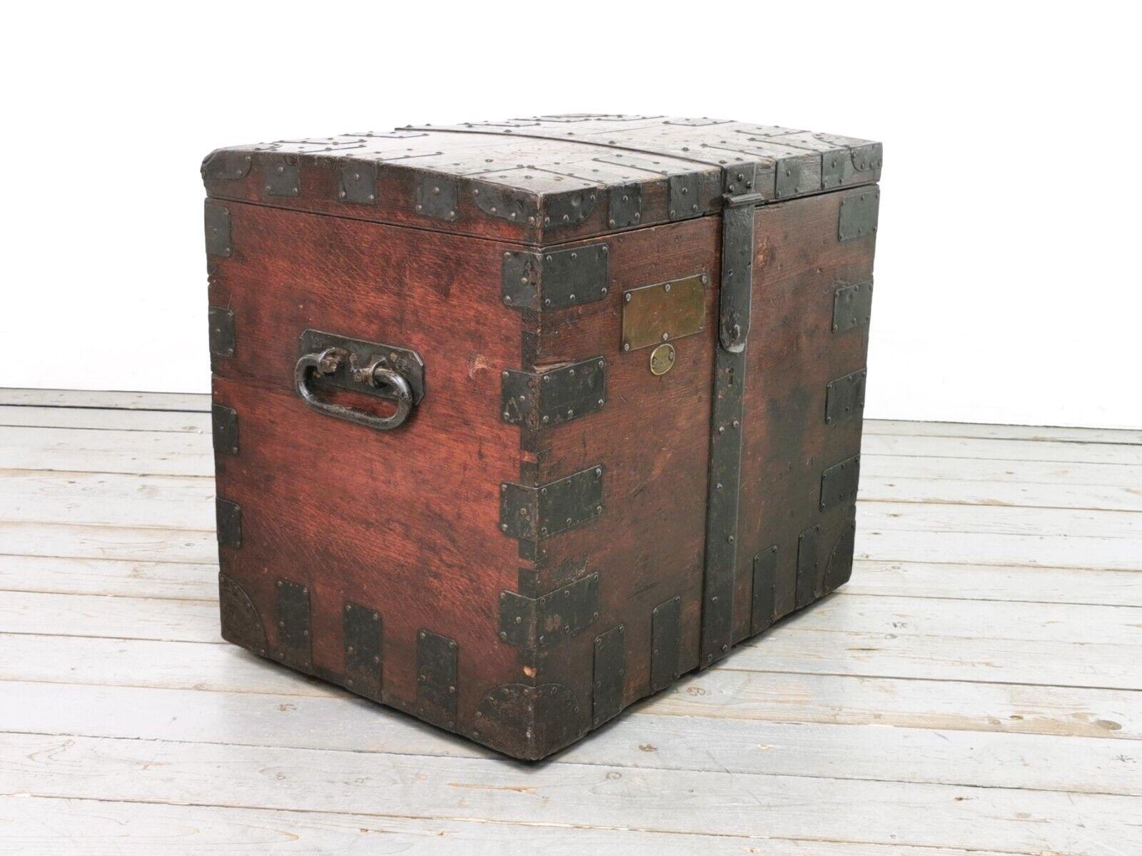 Victoria Hunt and Roskell Antique Solid Hard Wood Trunk Chest For Sale ...