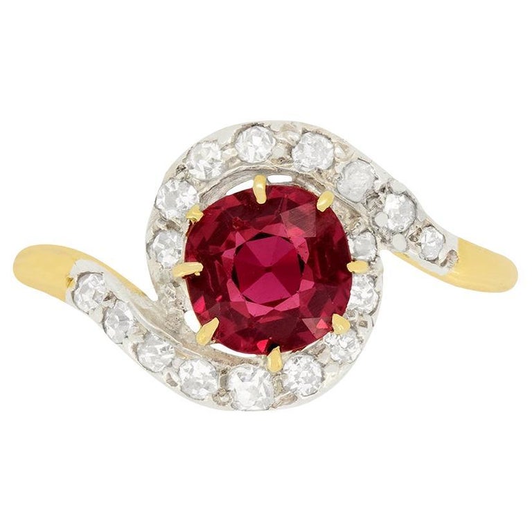 Victorian 1.20ct Ruby and Diamond Twist Ring, c.1880s For Sale at 1stDibs