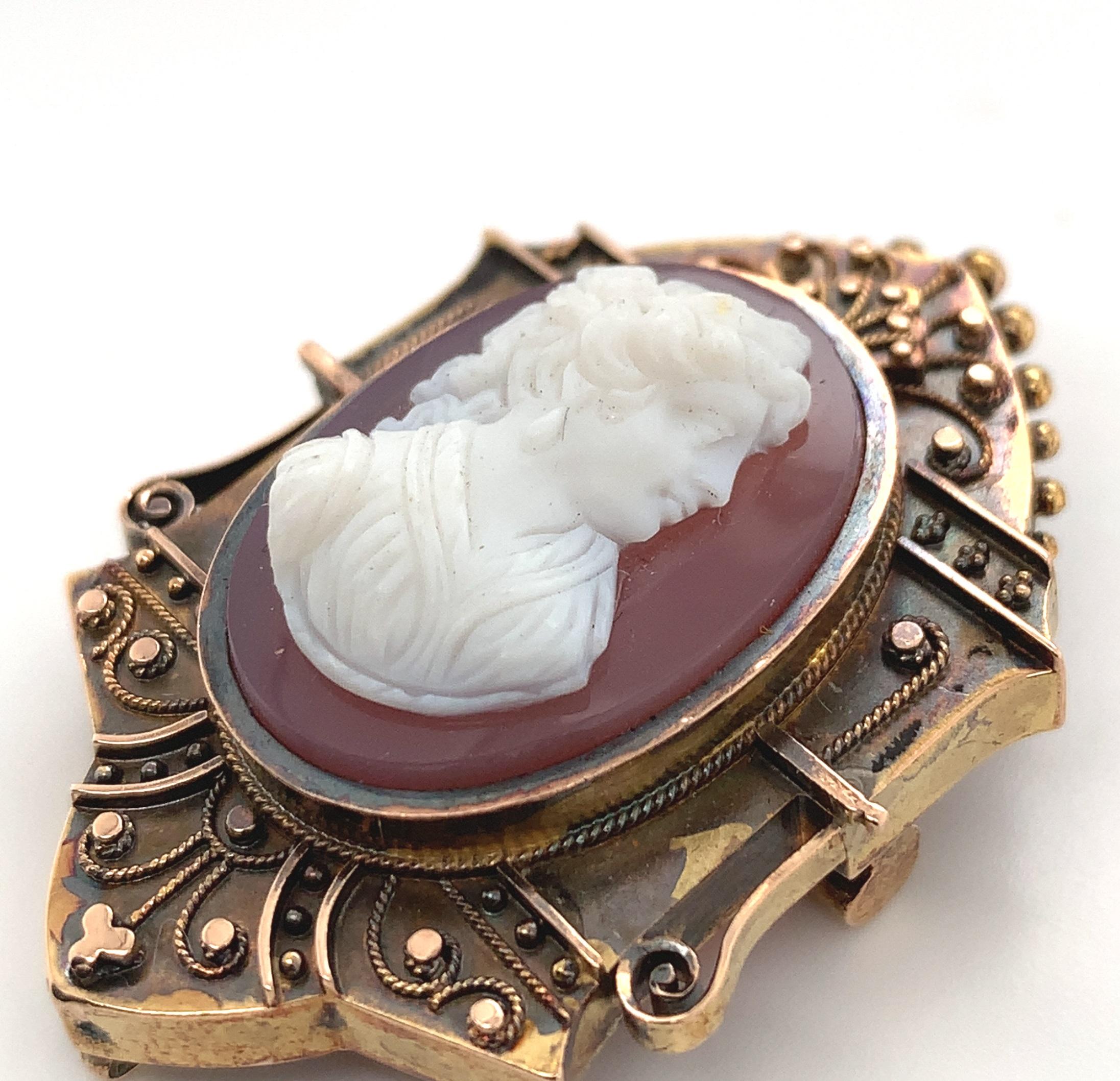 Victorian 14k Gold Hard Stone Cameo Pin For Sale at 1stDibs