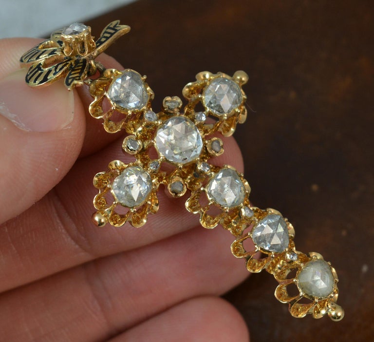 Victorian 15 Carat Gold 4 Carat Rose Cut Diamond Cross Pendant For Sale at 1stDibs