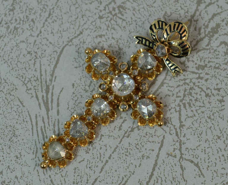 Victorian 15 Carat Gold 4 Carat Rose Cut Diamond Cross Pendant For Sale at 1stDibs