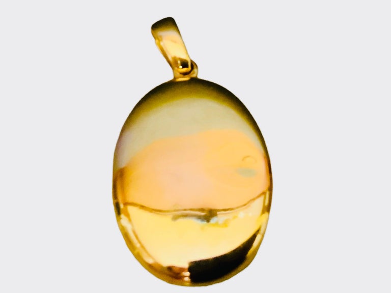 Victorian 18k Gold Blue Topaz Diamonds Oval Locket For Sale at 1stDibs