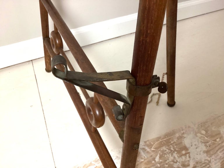 Victorian Aesthetic Movement Style Bentwood Art Easel For Sale at 1stDibs
