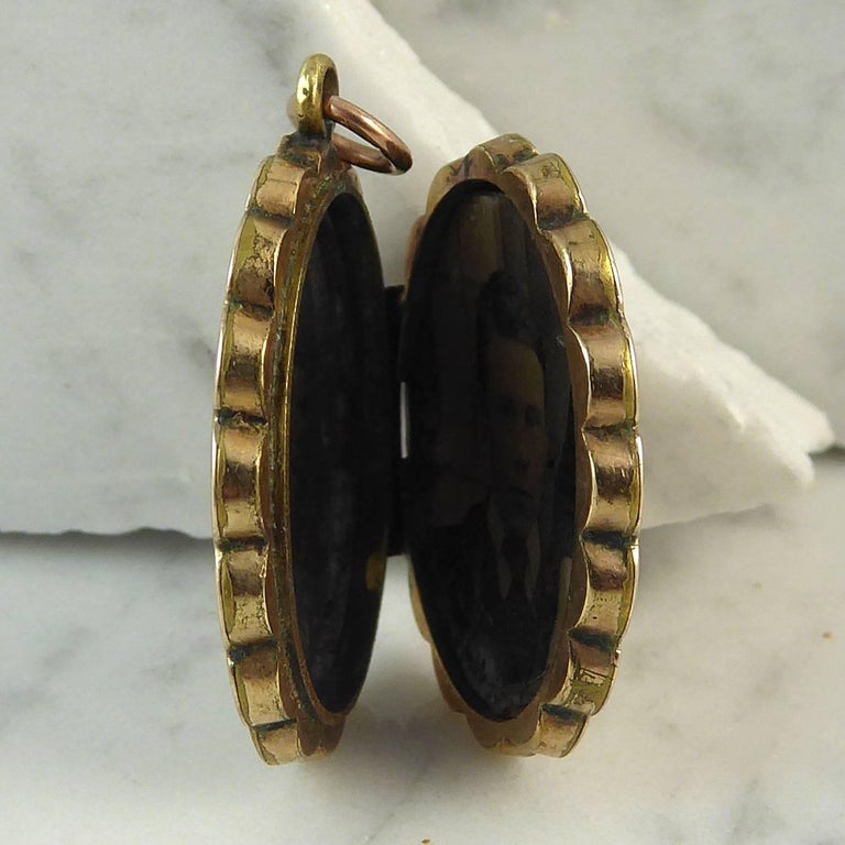 Victorian Antique Gold Back and Front Locket, Hand Engraved at 1stDibs