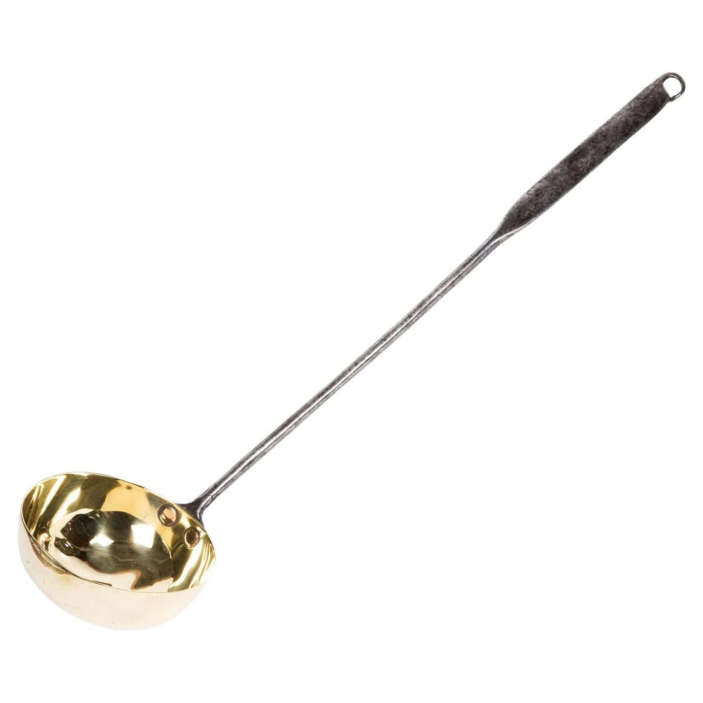 Victorian Century Copper Frying Pan with Riveted Iron Handle For Sale ...