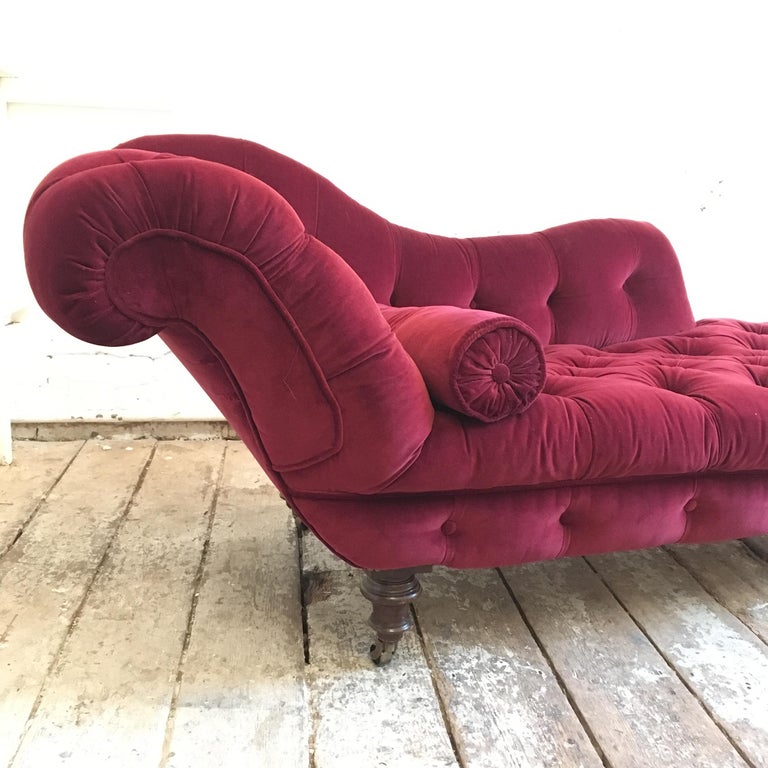 Victorian Buttoned Velvet Chaise Longue at 1stDibs