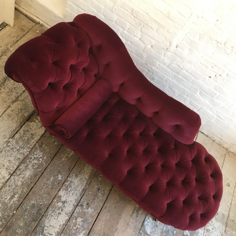 Victorian Buttoned Velvet Chaise Longue at 1stDibs