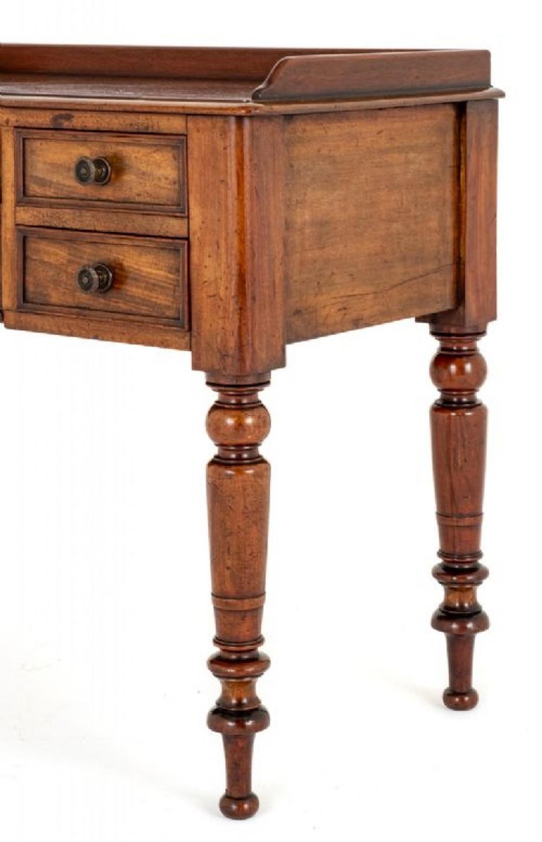 Victorian Desk Mahogany Writing Table, 1860 For Sale at 1stDibs