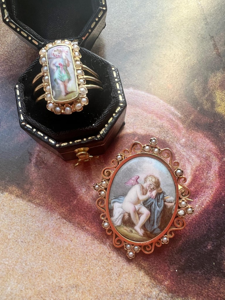 Victorian Era 18k Gold Natural Seed Pearls Angel Brooch For Sale at 1stDibs