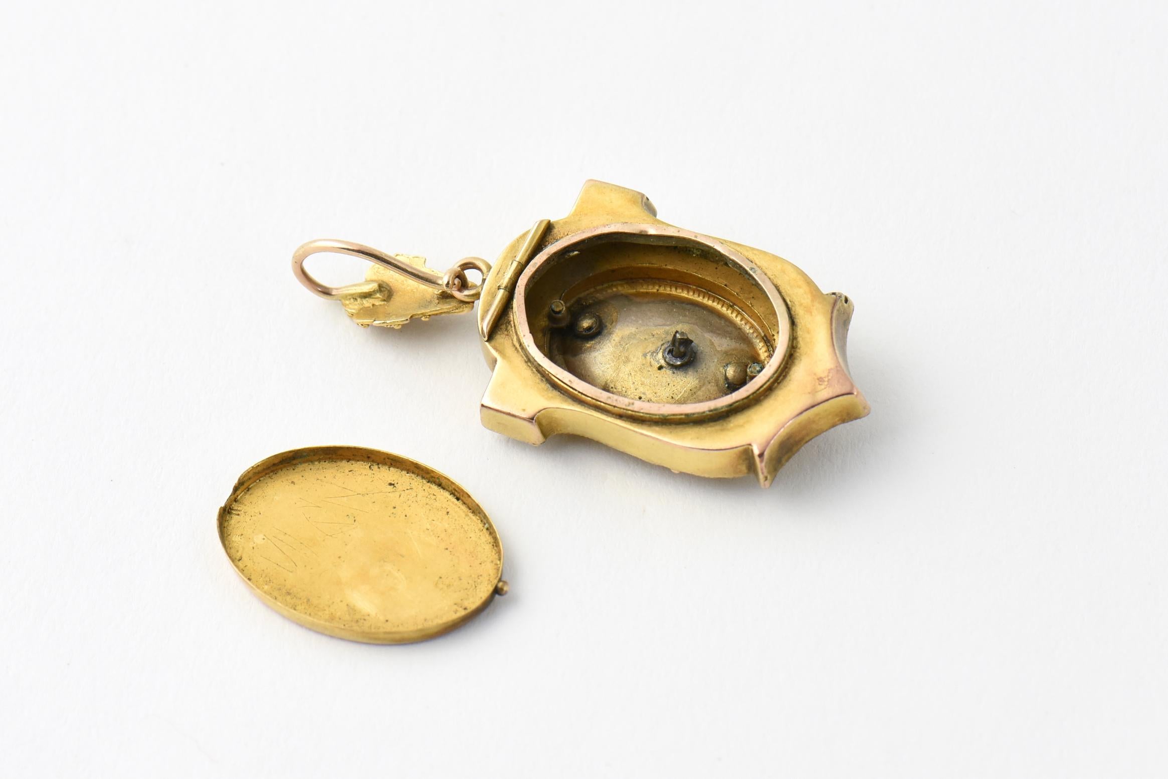 Victorian Etruscan Gold Locket Pendant For Sale at 1stDibs
