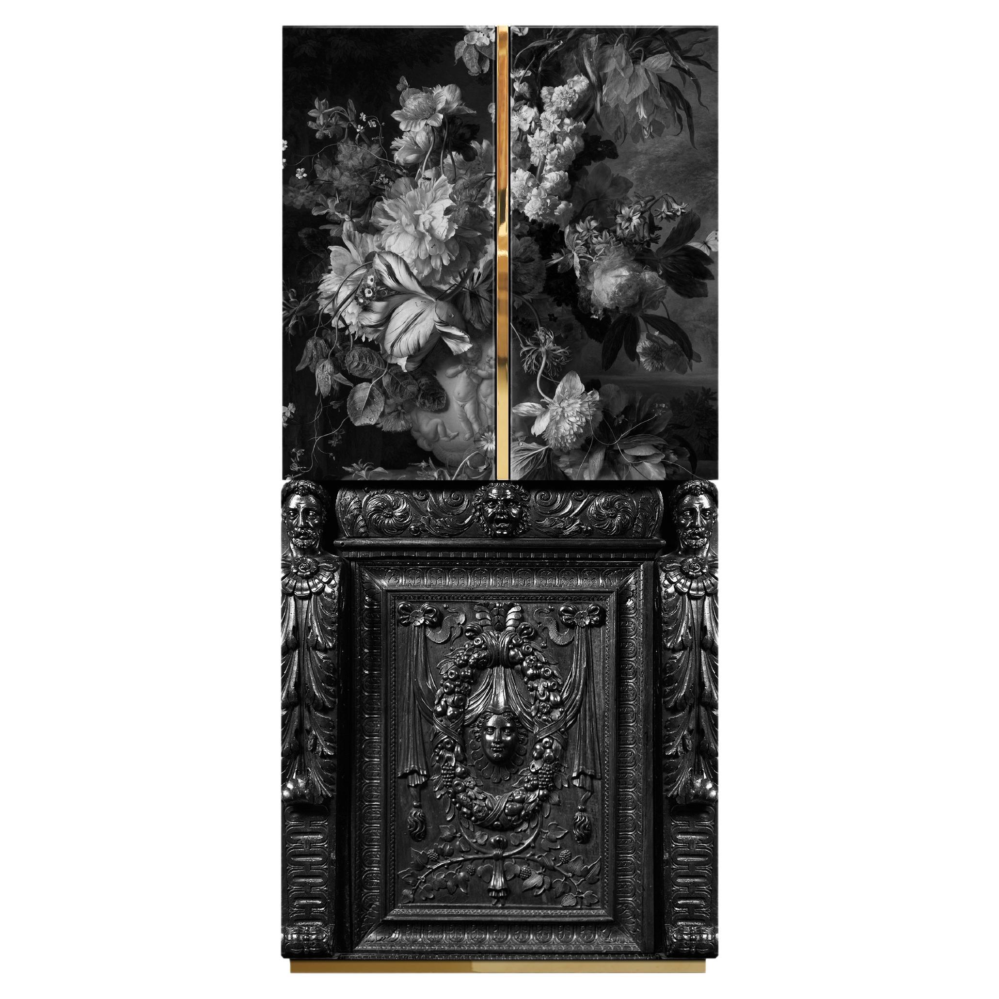 Victorian Smiley Drink Cabinet Bar in Solid Oak, Oak Veneers, Glass ...