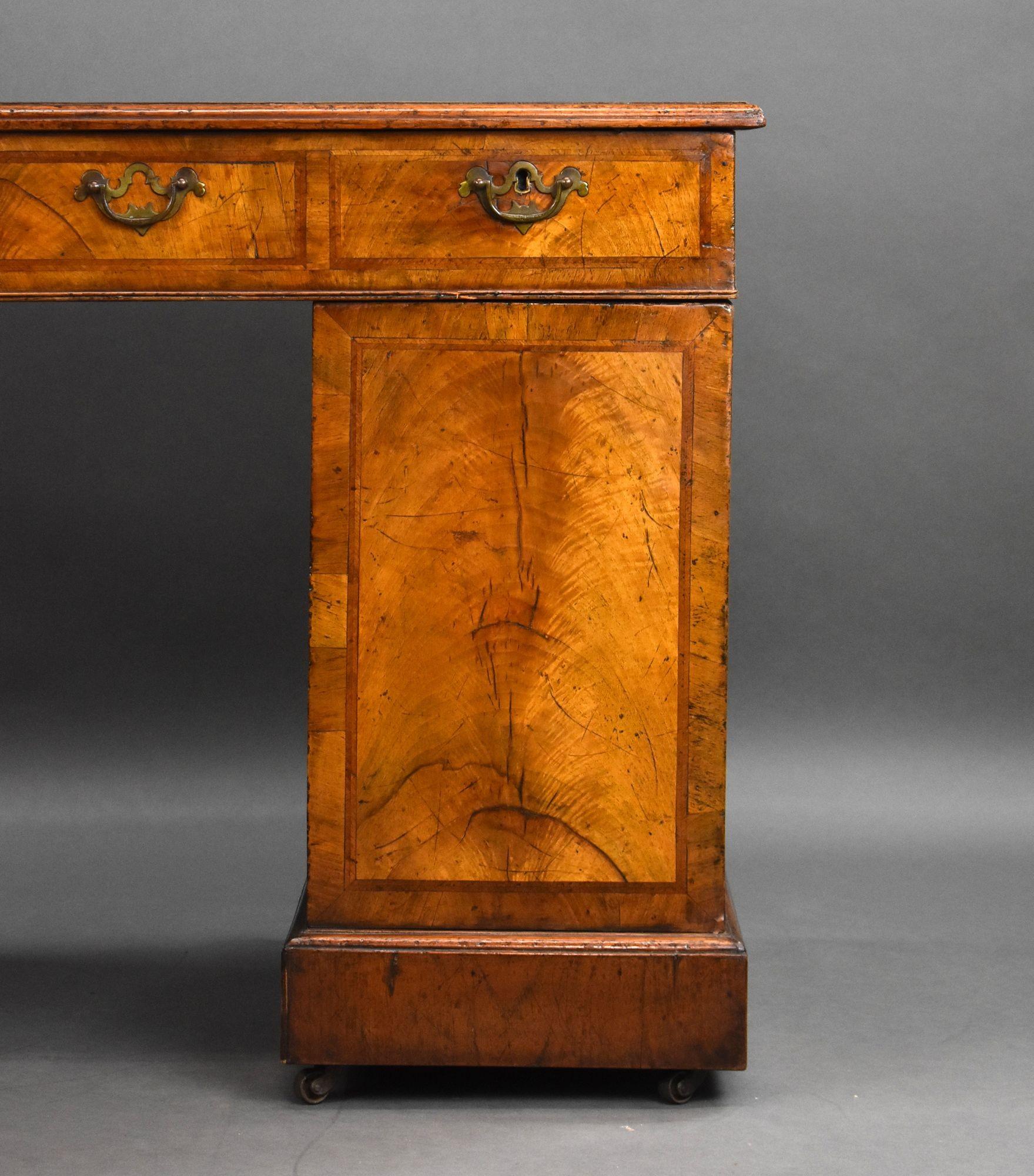 Victorian Figured Walnut Pedestal Desk For Sale at 1stDibs