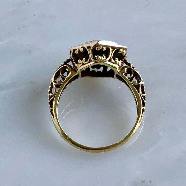Victorian Garnet Cabochon 14k Filigree Ring For Sale at 1stDibs