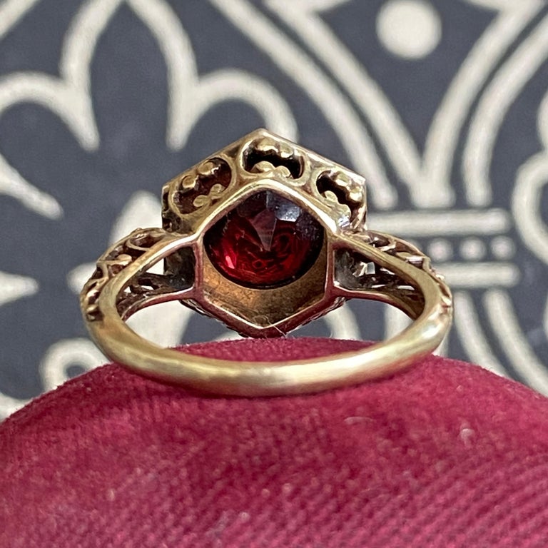 Victorian Garnet Cabochon 14k Filigree Ring For Sale at 1stDibs