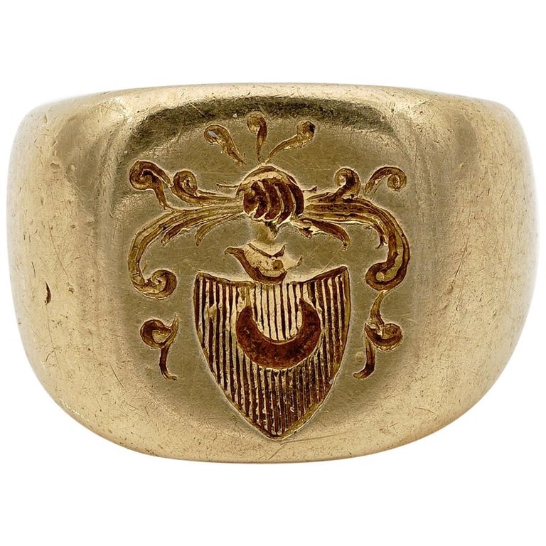 Victorian Gent Rare Signet Seal Ring 18 Karat Solid Gold at 1stDibs